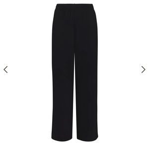 SKIMS | Pants & Jumpsuits | Skims Boyfriend Fleece Pant Onyx | Poshmark